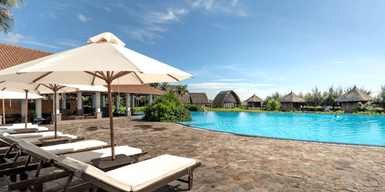 Top Pool Bar Ideas for Your Outdoor Oasis